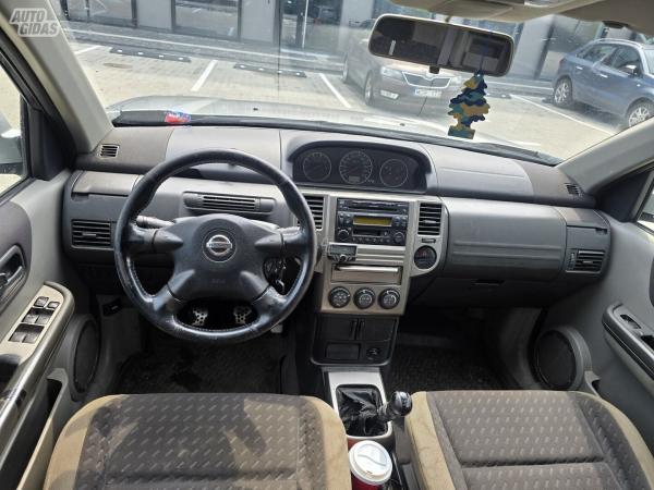Nissan X-Trail 2004 Viļņa, ar dzinēja tilpumu 2.20 L un nobraukumu 341 tūkst. km par 1800 €, foto 9 vietnē AUTOMOTO.COM.LV