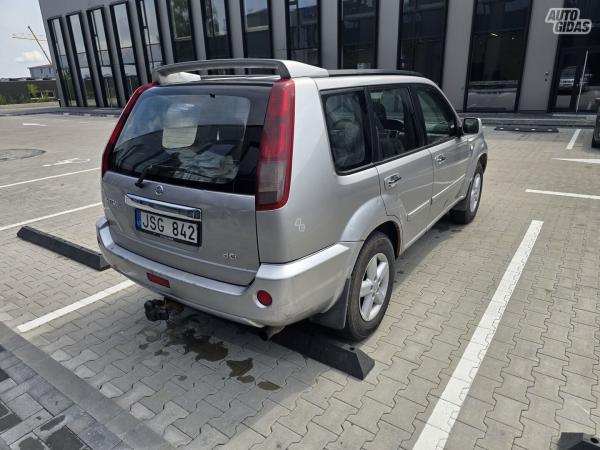 Nissan X-Trail 2004 Viļņa, ar dzinēja tilpumu 2.20 L un nobraukumu 341 tūkst. km par 1800 €, foto 2 vietnē AUTOMOTO.COM.LV