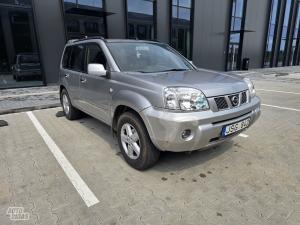 Nissan X-Trail 2004 in Vilnius, with an engine capacity of 2.20 L and mileage of 341 thousand km for 1800 €, photo 6 on AUTOMOTO.COM.LV