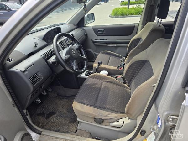 Nissan X-Trail 2004 Viļņa, ar dzinēja tilpumu 2.20 L un nobraukumu 341 tūkst. km par 1800 €, foto 10 vietnē AUTOMOTO.COM.LV