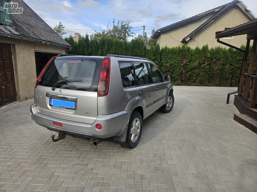 Nissan X-Trail 2004 Vilkaviškis, ar dzinēja tilpumu 2.20 L un nobraukumu 0 tūkst. km par 1800 €, foto 3 vietnē AUTOMOTO.COM.LV
