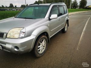 Nissan X-Trail 2004 in Ukmerge, with an engine capacity of 2.20 L and mileage of 300 thousand km for 1100 €, photo 3 on AUTOMOTO.COM.LV