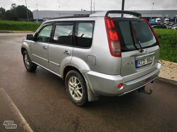 Nissan X-Trail 2004 in Ukmerge, with an engine capacity of 2.20 L and mileage of 300 thousand km for 1100 €, photo 7 on AUTOMOTO.COM.LV