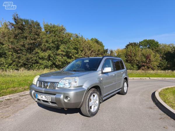 Nissan X-Trail 2004 in Kaunas, with an engine capacity of 2.20 L and mileage of 297 thousand km for 700 €, photo 1 on AUTOMOTO.COM.LV