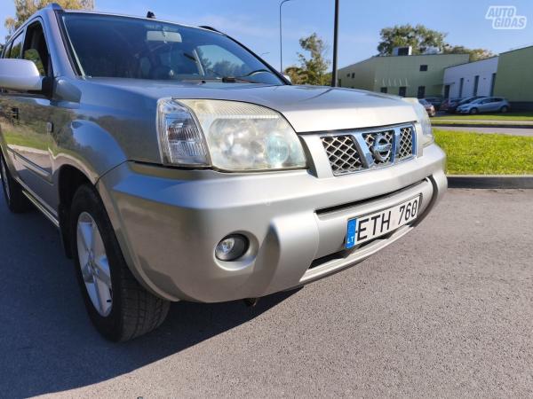 Nissan X-Trail 2004 in Kaunas, with an engine capacity of 2.20 L and mileage of 297 thousand km for 700 €, photo 4 on AUTOMOTO.COM.LV