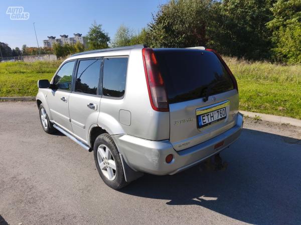 Nissan X-Trail 2004 in Kaunas, with an engine capacity of 2.20 L and mileage of 297 thousand km for 700 €, photo 6 on AUTOMOTO.COM.LV