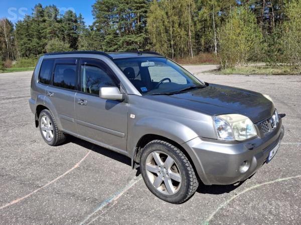 Nissan X-Trail 2005 in Jurmala, with an engine capacity of 2.20 L and mileage of 241 thousand km for 2300 €, photo 4 on AUTOMOTO.COM.LV