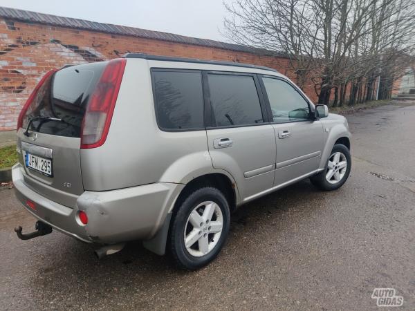 Nissan X-Trail 2005 Šauļi, ar dzinēja tilpumu 2.20 L un nobraukumu 300 tūkst. km par 1650 €, foto 3 vietnē AUTOMOTO.COM.LV