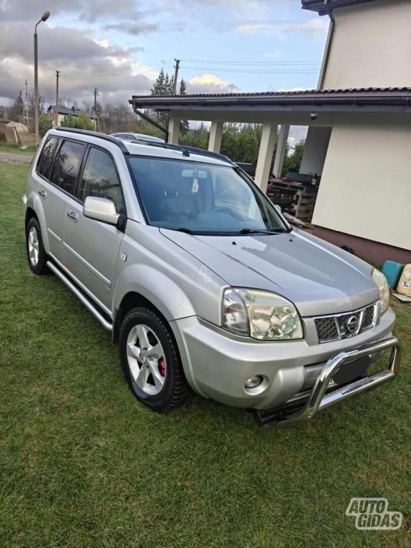 Nissan X-Trail 2005 Viļņa, ar dzinēja tilpumu 2.20 L un nobraukumu 370 tūkst. km par 2500 €, foto 1 vietnē AUTOMOTO.COM.LV