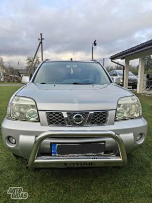 Nissan X-Trail 2005 in Vilnius, with an engine capacity of 2.20 L and mileage of 370 thousand km for 2500 €, photo 2 on AUTOMOTO.COM.LV