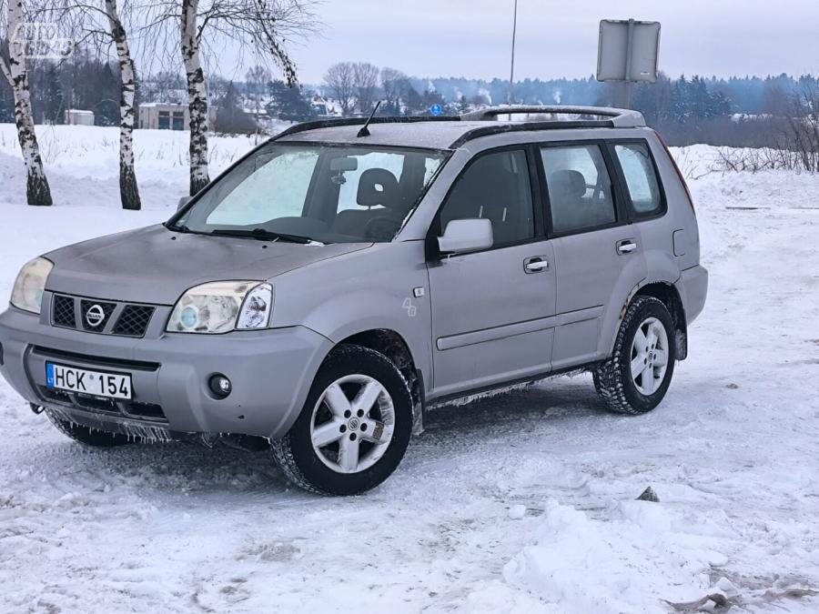 Nissan X-Trail 2005 in Vilnius, with an engine capacity of 2.20 L and mileage of 241 thousand km for 1399 €, photo 1 on AUTOMOTO.COM.LV
