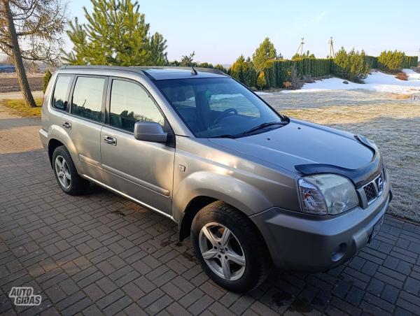 Nissan X-Trail 2005 Panevēža, ar dzinēja tilpumu 2.10 L un nobraukumu 230 tūkst. km par 1700 €, foto 5 vietnē AUTOMOTO.COM.LV