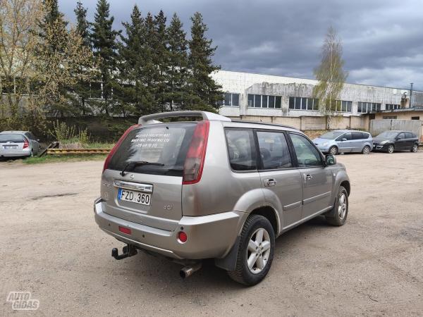 Nissan X-Trail 2005 in Vilnius, with an engine capacity of 2.20 L and mileage of 367 thousand km for 1100 €, photo 5 on AUTOMOTO.COM.LV