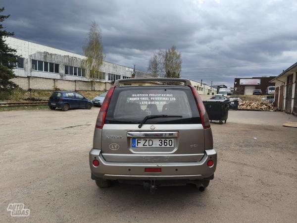 Nissan X-Trail 2005 in Vilnius, with an engine capacity of 2.20 L and mileage of 367 thousand km for 1100 €, photo 6 on AUTOMOTO.COM.LV