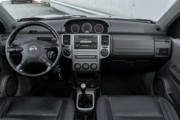 Ниссан ИксТрейл 2005 в Рига, объемом двигателя 2.50 л и пробегом 229 тыс. км за 2900 €, фото 7 на AUTOMOTO.COM.LV