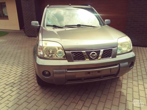 Nissan X-Trail 2005 in Druskininkai, with an engine capacity of 2.20 L and mileage of 230 thousand km for 2100 €, photo 2 on AUTOMOTO.COM.LV