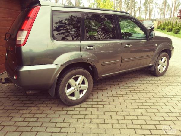 Nissan X-Trail 2005 in Druskininkai, with an engine capacity of 2.20 L and mileage of 230 thousand km for 2100 €, photo 4 on AUTOMOTO.COM.LV
