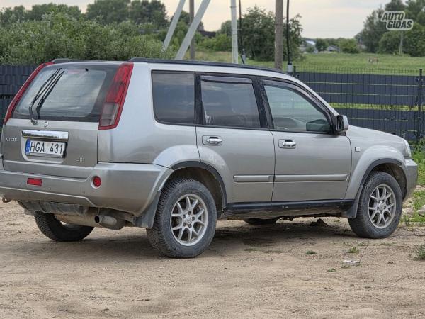 Ниссан ИксТрейл 2005 в Юрбаркас, объемом двигателя 2.20 л и пробегом 330 тыс. км за 950 €, фото 2 на AUTOMOTO.COM.LV