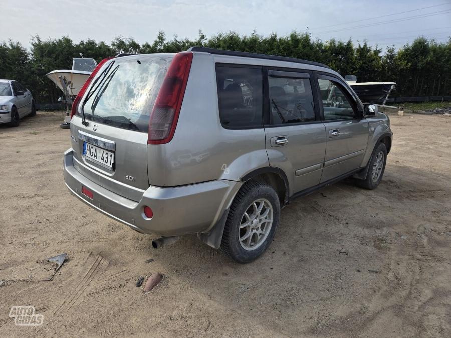 Nissan X-Trail 2005 in Jurbarkas, with an engine capacity of 2.20 L and mileage of 330 thousand km for 950 €, photo 6 on AUTOMOTO.COM.LV
