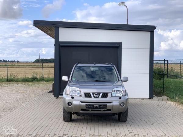 Nissan X-Trail 2005 in Kaunas, with an engine capacity of 2.20 L and mileage of 220 thousand km for 3499 €, photo 6 on AUTOMOTO.COM.LV