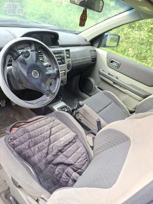 Nissan X-Trail 2005 Telšiai, ar dzinēja tilpumu 2.20 L un nobraukumu 300 tūkst. km par 850 €, foto 9 vietnē AUTOMOTO.COM.LV