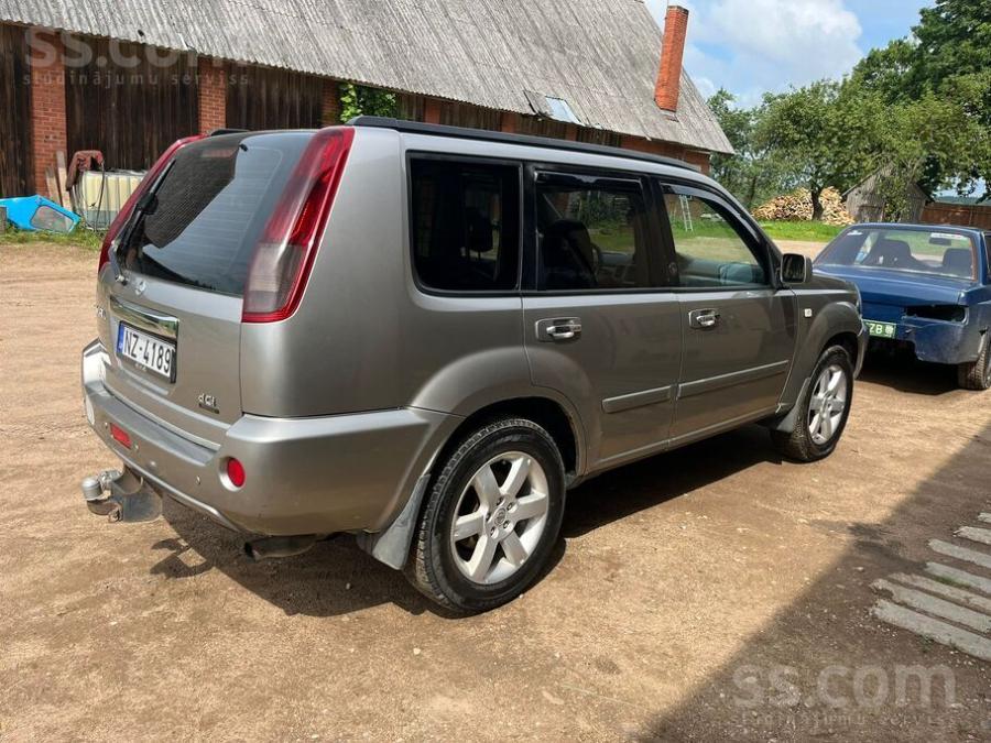 Nissan X-Trail 2006 Cēsis, ar dzinēja tilpumu 2.20 L un nobraukumu 294 tūkst. km par 2500 €, foto 7 vietnē AUTOMOTO.COM.LV