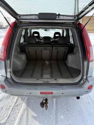 Nissan X-Trail 2006 in Vilnius, with an engine capacity of 2.20 L and mileage of 298 thousand km for 2450 €, photo 4 on AUTOMOTO.COM.LV