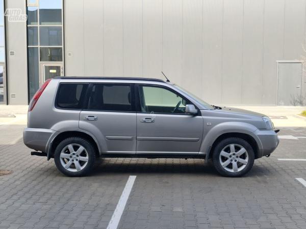 Nissan X-Trail 2006 in Vilnius, with an engine capacity of 2.20 L and mileage of 269 thousand km for 2500 €, photo 2 on AUTOMOTO.COM.LV