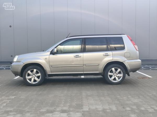 Nissan X-Trail 2006 in Vilnius, with an engine capacity of 2.20 L and mileage of 269 thousand km for 2500 €, photo 5 on AUTOMOTO.COM.LV