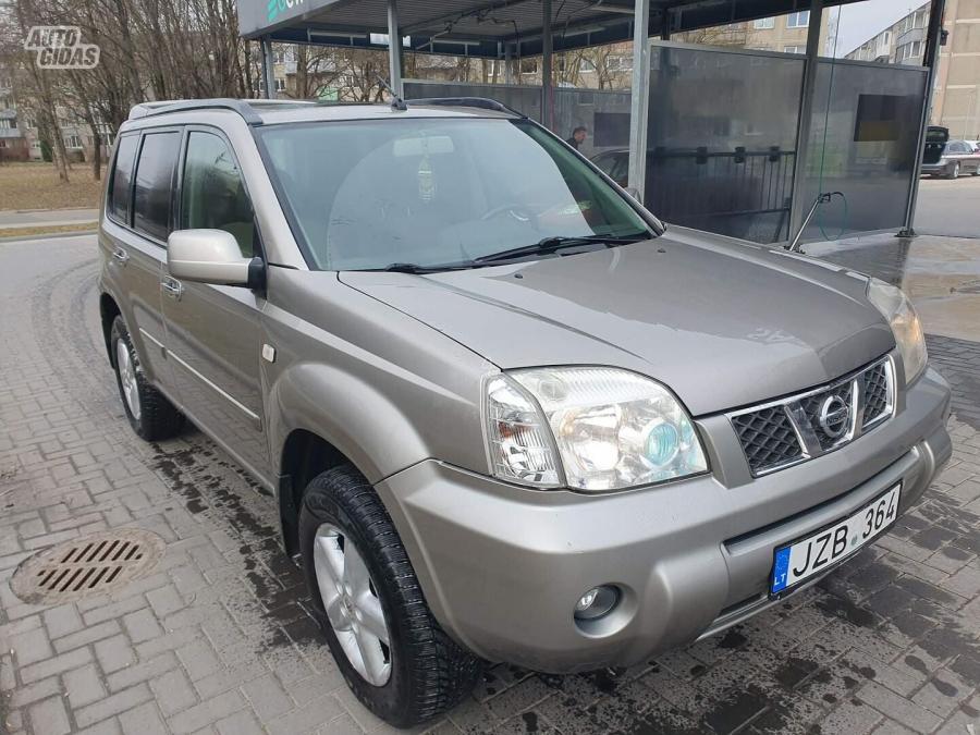 Nissan X-Trail 2006 in Kaunas, with an engine capacity of 2.20 L and mileage of 290 thousand km for 1450 €, photo 4 on AUTOMOTO.COM.LV