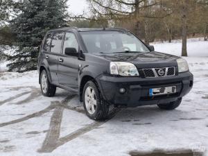 Nissan X-Trail 2006 in Vilnius, with an engine capacity of 2.20 L and mileage of 300 thousand km for 2500 €, photo 3 on AUTOMOTO.COM.LV