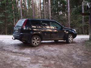Nissan X-Trail 2006 in Vilnius, with an engine capacity of 2.20 L and mileage of 300 thousand km for 2500 €, photo 4 on AUTOMOTO.COM.LV