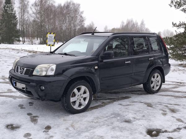 Nissan X-Trail 2006 in Vilnius, with an engine capacity of 2.20 L and mileage of 300 thousand km for 2500 €, photo 4 on AUTOMOTO.COM.LV