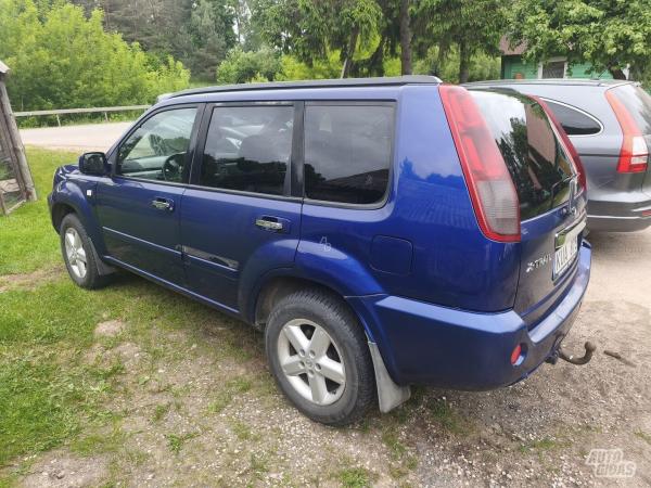 Nissan X-Trail 2006 in Moletai, with an engine capacity of 2.20 L and mileage of 308 thousand km for 3200 €, photo 3 on AUTOMOTO.COM.LV