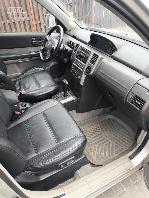 Nissan X-Trail 2006 in Vilnius, with an engine capacity of 2.00 L and mileage of 250 thousand km for 950 €, photo 7 on AUTOMOTO.COM.LV