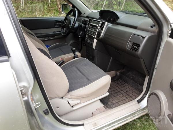 Nissan X-Trail 2006 in Riga, with an engine capacity of 2.20 L and mileage of 296 thousand km for 1950 €, photo 9 on AUTOMOTO.COM.LV