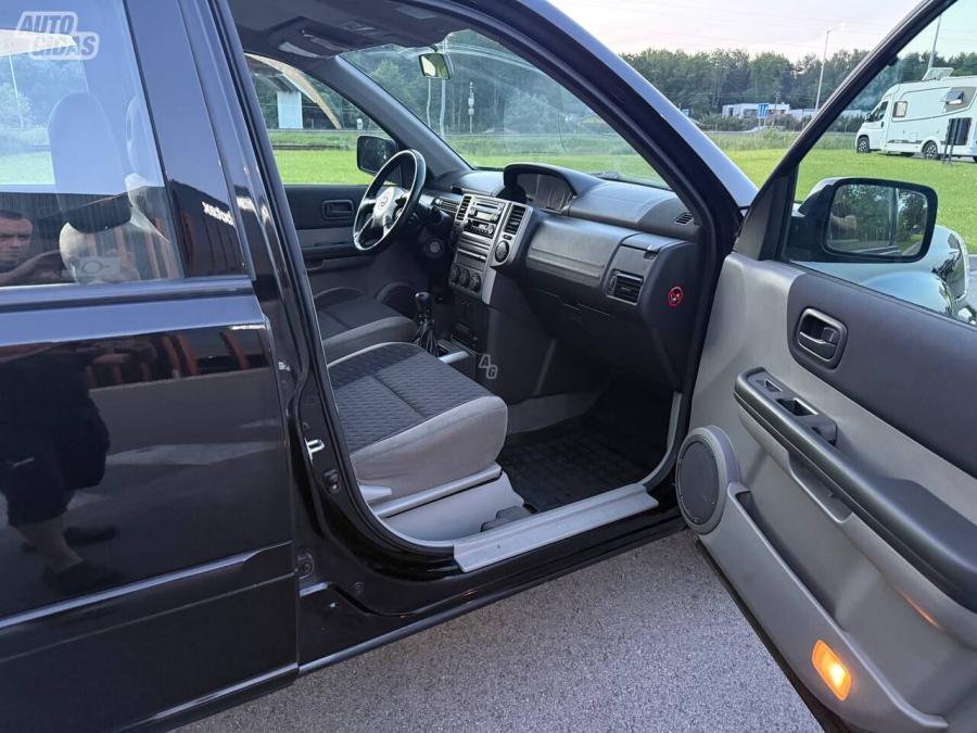 Nissan X-Trail 2006 Kauņa, ar dzinēja tilpumu 2.20 L un nobraukumu 230 tūkst. km par 2300 €, foto 16 vietnē AUTOMOTO.COM.LV