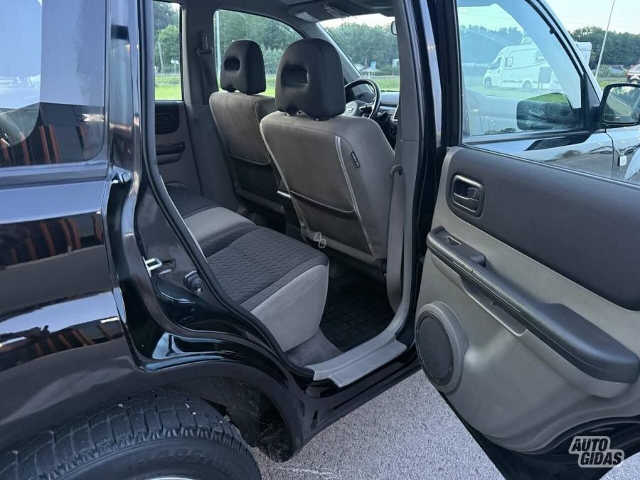 Nissan X-Trail 2006 Kauņa, ar dzinēja tilpumu 2.20 L un nobraukumu 230 tūkst. km par 2300 €, foto 17 vietnē AUTOMOTO.COM.LV