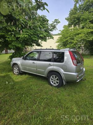 Nissan X-Trail 2006 in Liepaja, with an engine capacity of 2.20 L and mileage of 240 thousand km for 1900 €, photo  on AUTOMOTO.COM.LV