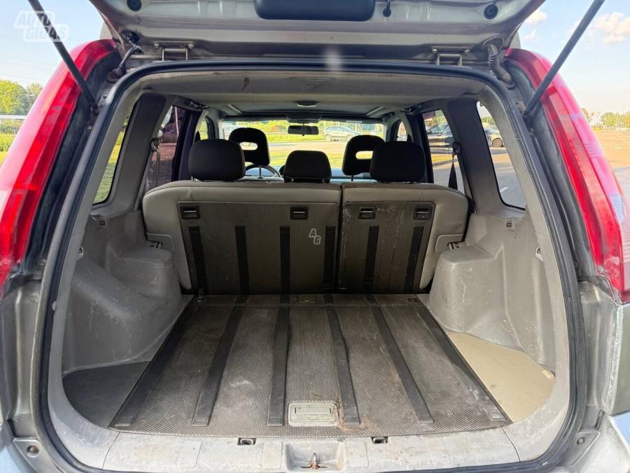 Nissan X-Trail 2006 in Kaunas, with an engine capacity of 2.20 L and mileage of 270 thousand km for 1650 €, photo 11 on AUTOMOTO.COM.LV
