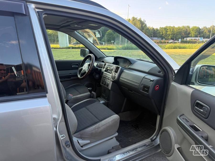 Nissan X-Trail 2006 in Kaunas, with an engine capacity of 2.20 L and mileage of 270 thousand km for 1650 €, photo 13 on AUTOMOTO.COM.LV