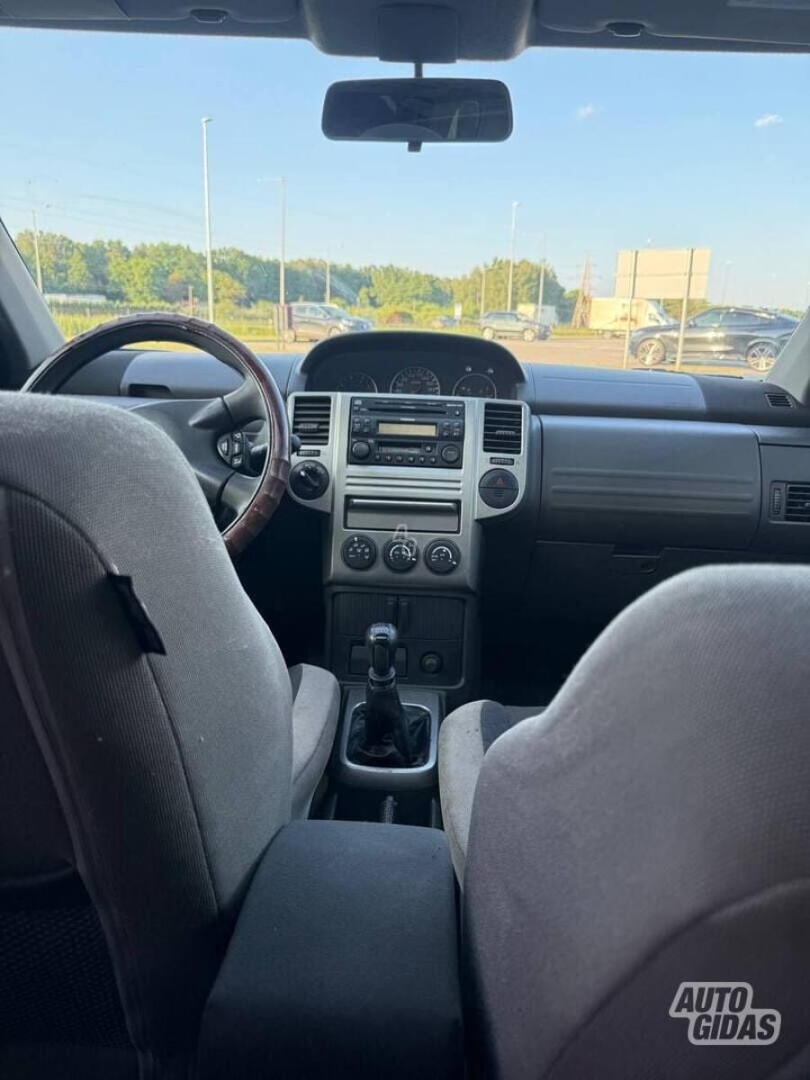 Nissan X-Trail 2006 in Kaunas, with an engine capacity of 2.20 L and mileage of 270 thousand km for 1650 €, photo 14 on AUTOMOTO.COM.LV