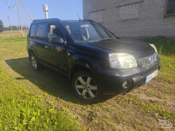 Nissan X-Trail 2006 Ignalina, ar dzinēja tilpumu 2.20 L un nobraukumu 334 tūkst. km par 1350 €, foto 2 vietnē AUTOMOTO.COM.LV