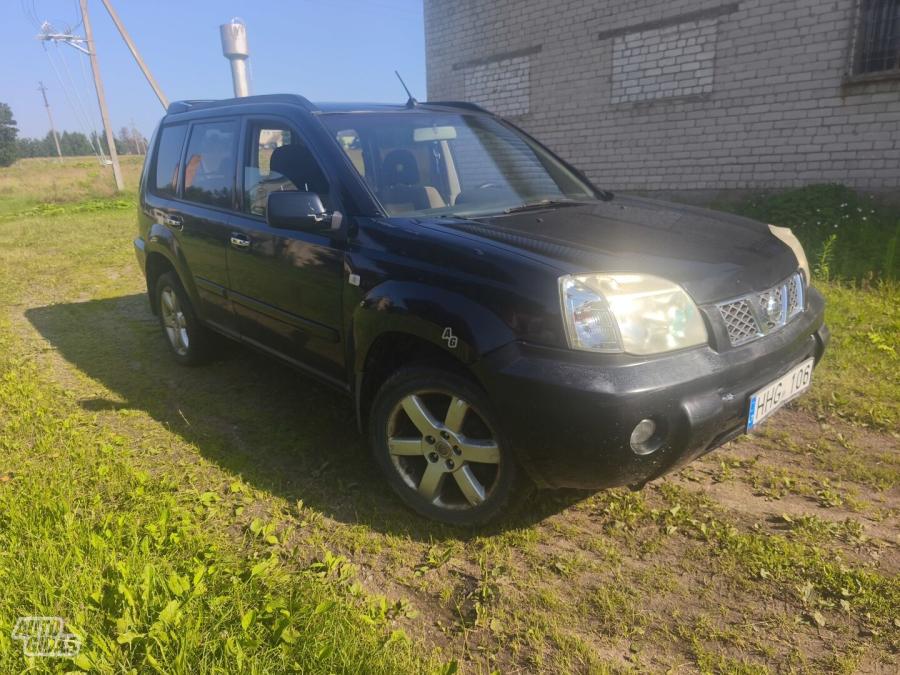 Nissan X-Trail 2006 in Ignalina, with an engine capacity of 2.20 L and mileage of 333 thousand km for 1350 €, photo 3 on AUTOMOTO.COM.LV