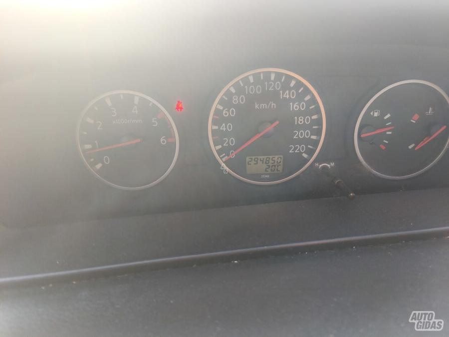 Nissan X-Trail 2006 in Ignalina, with an engine capacity of 2.20 L and mileage of 333 thousand km for 1350 €, photo 8 on AUTOMOTO.COM.LV
