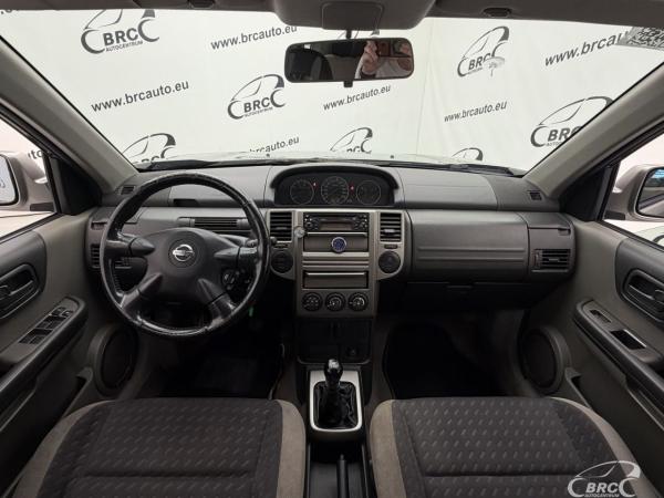 Nissan X-Trail 2006 in Vilnius, with an engine capacity of 2.18 L and mileage of 272 thousand km for 1900 €, photo 3 on AUTOMOTO.COM.LV