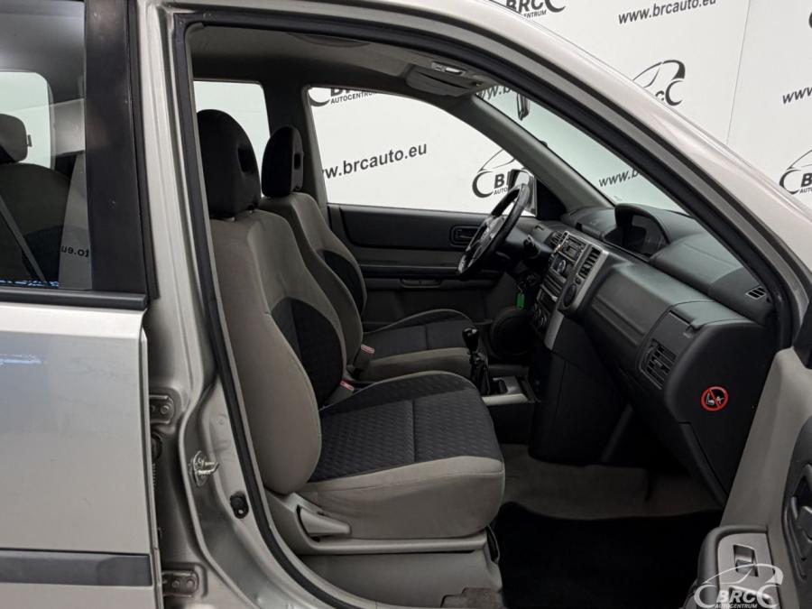 Nissan X-Trail 2006 in Vilnius, with an engine capacity of 2.18 L and mileage of 272 thousand km for 1900 €, photo 5 on AUTOMOTO.COM.LV