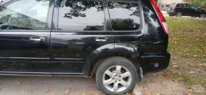 Nissan X-Trail 2006 Viļņa, ar dzinēja tilpumu 2.50 L un nobraukumu 328 tūkst. km par 2900 €, foto 7 vietnē AUTOMOTO.COM.LV