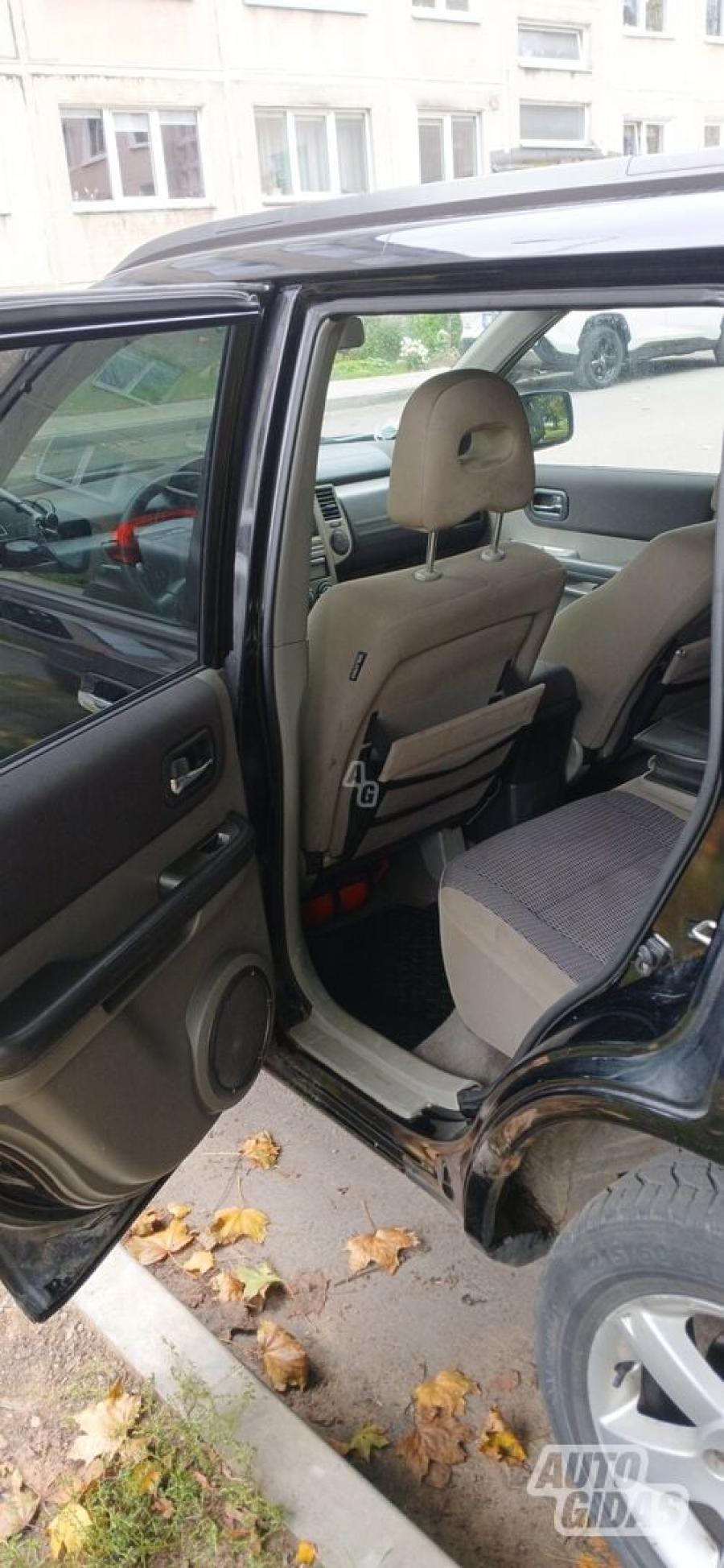 Nissan X-Trail 2006 Viļņa, ar dzinēja tilpumu 2.50 L un nobraukumu 328 tūkst. km par 2900 €, foto 14 vietnē AUTOMOTO.COM.LV