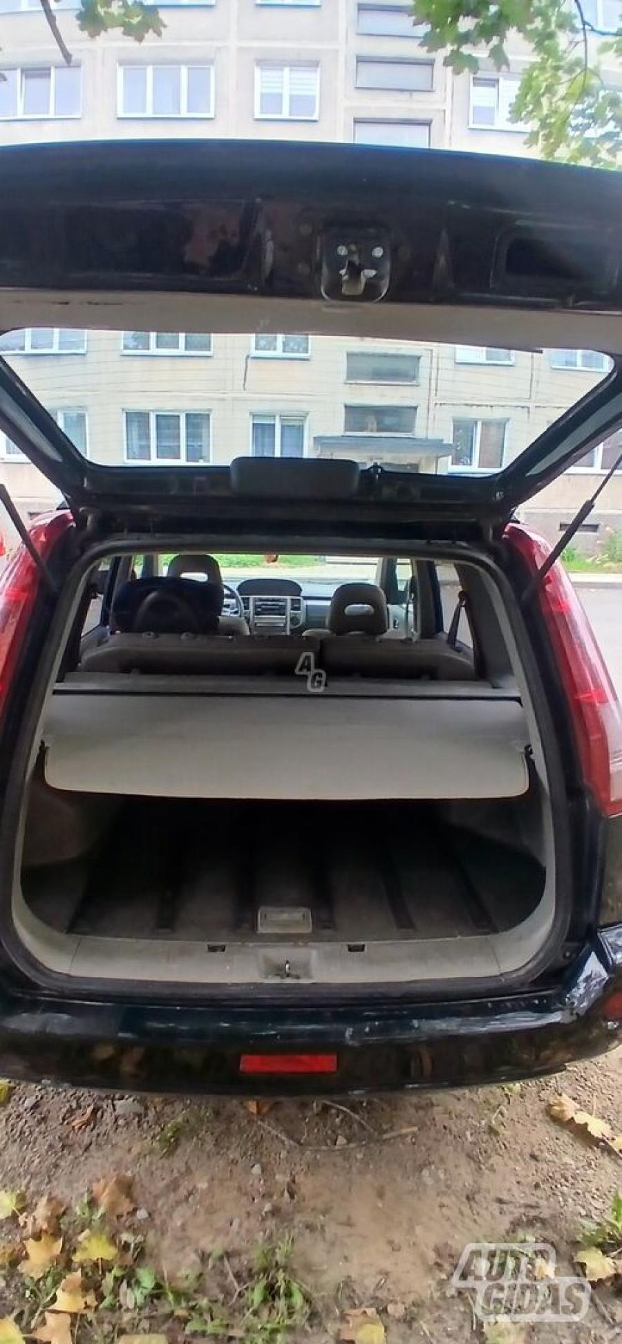 Nissan X-Trail 2006 Viļņa, ar dzinēja tilpumu 2.50 L un nobraukumu 328 tūkst. km par 2900 €, foto 15 vietnē AUTOMOTO.COM.LV